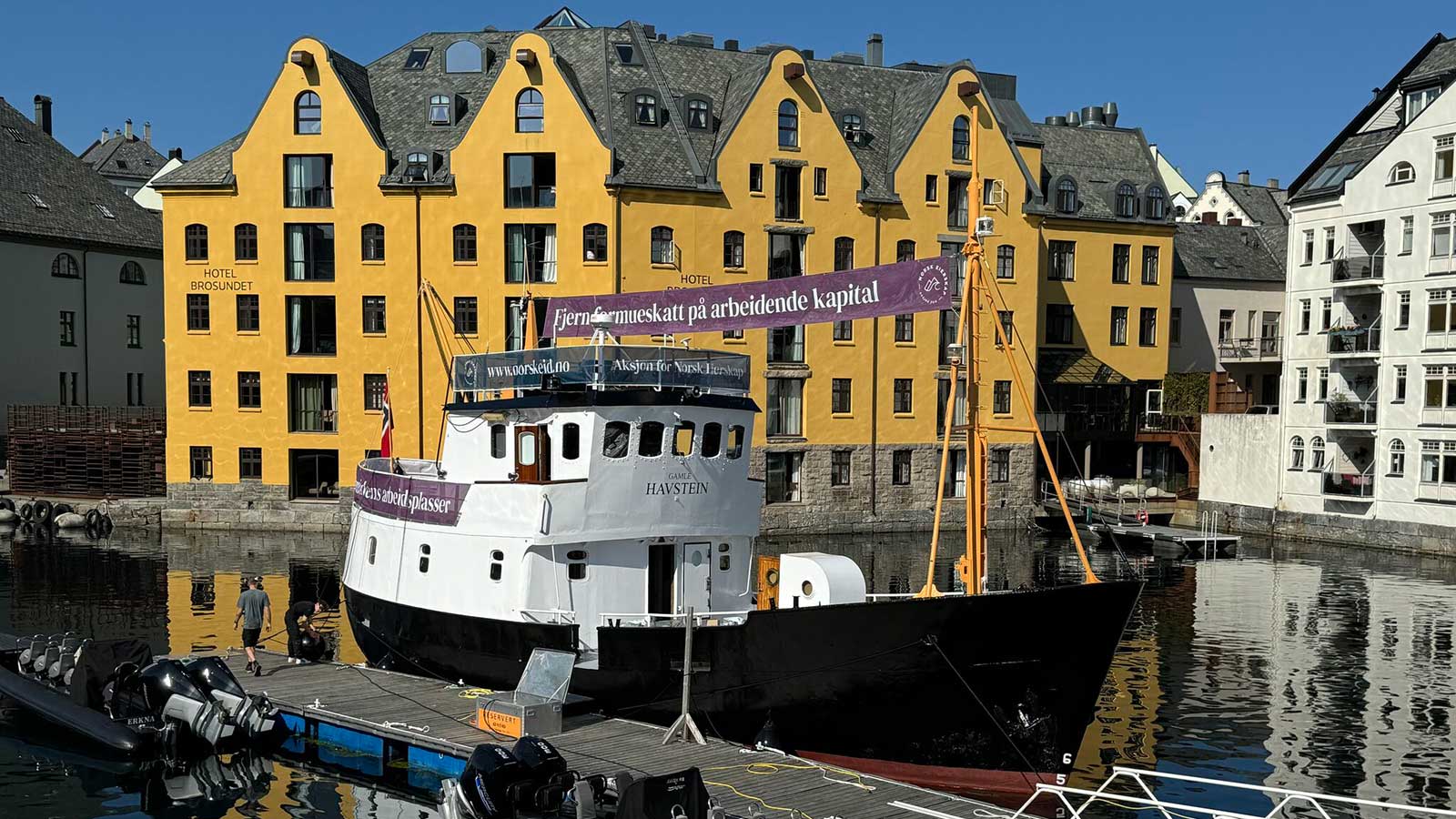 Aksjon for Norsk Eierskap tar kampen langs kysten - norskeid.no